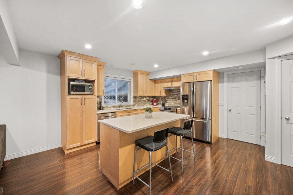 Perfect Home in Cedar Valley Estates! | Eximus