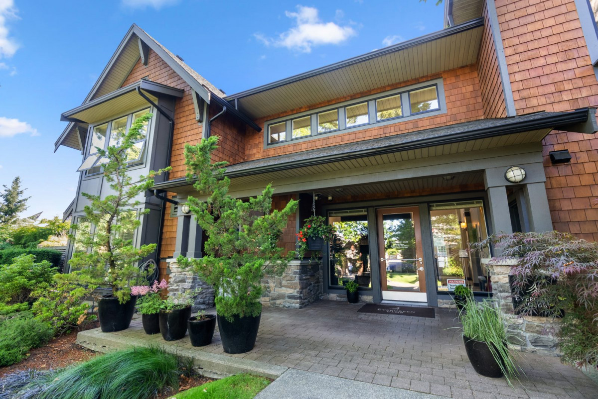 Welcome Home to Kaleden! | Eximus