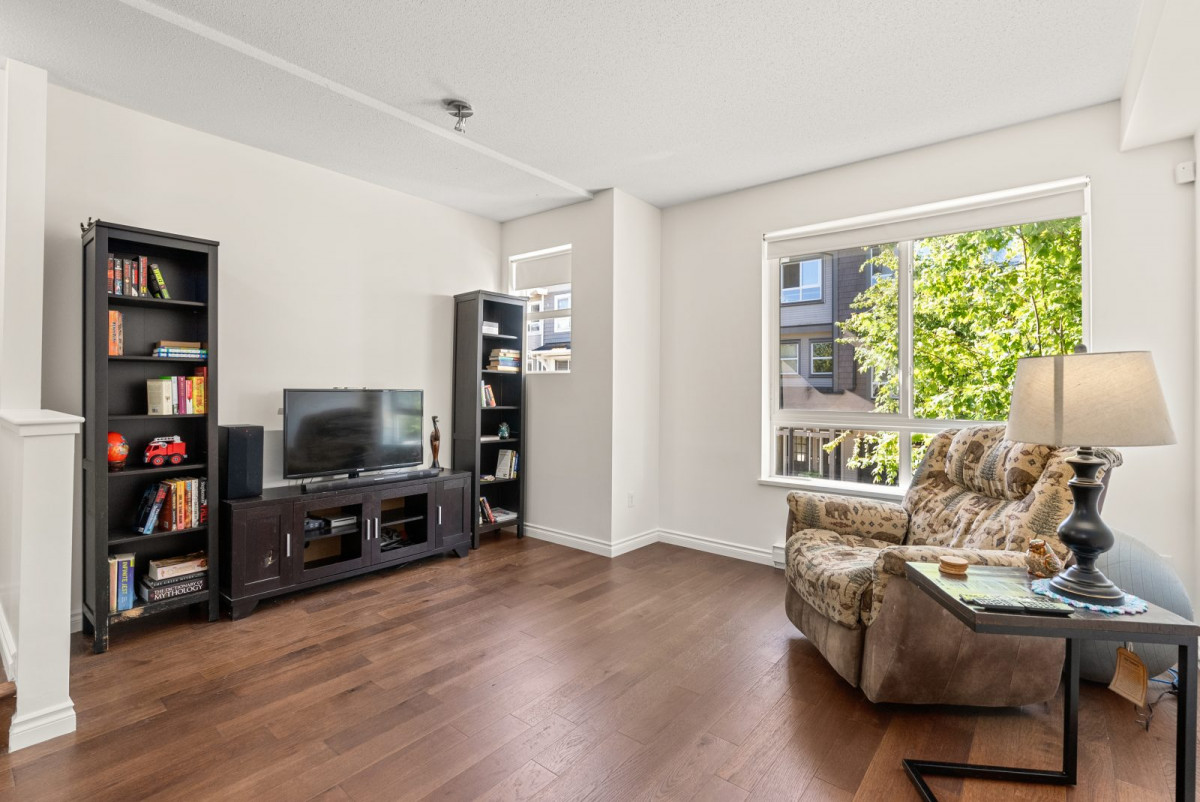 Welcome Home to Kaleden! | Eximus