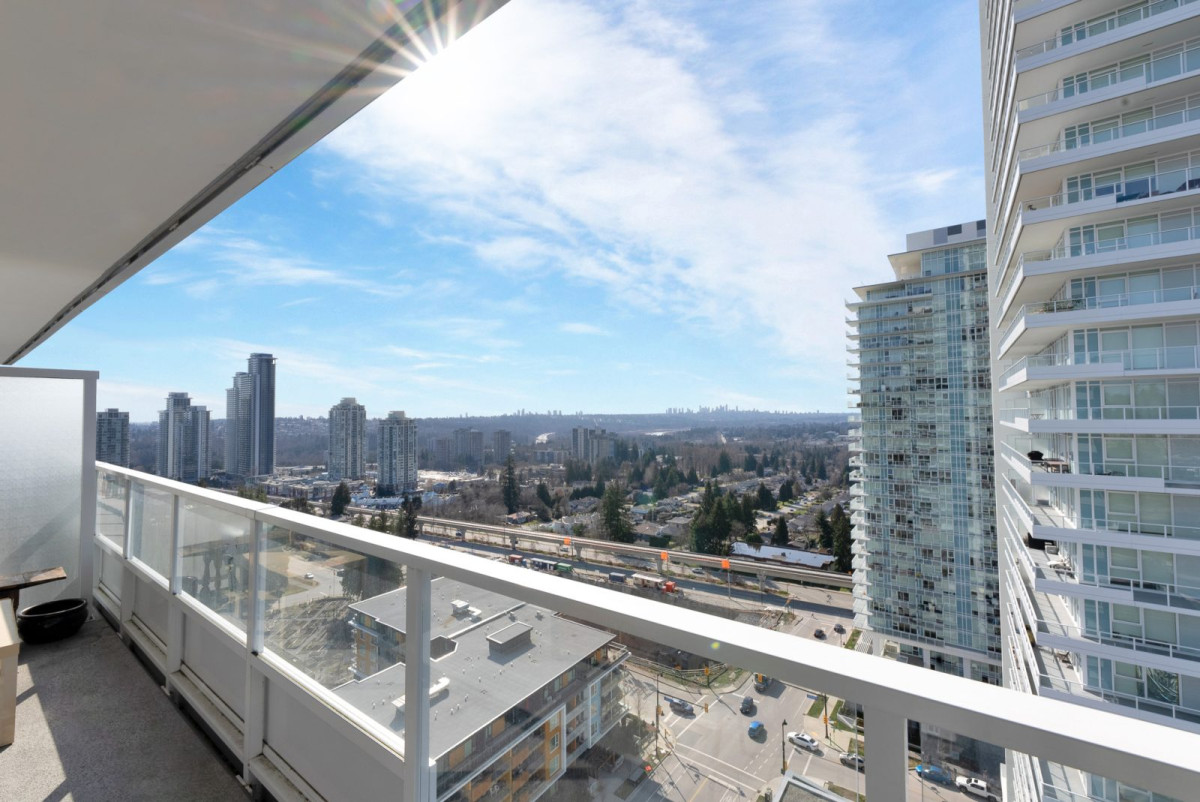 Open Concept Luxury Condo Built by Award Winning Bosa Properties | Eximus