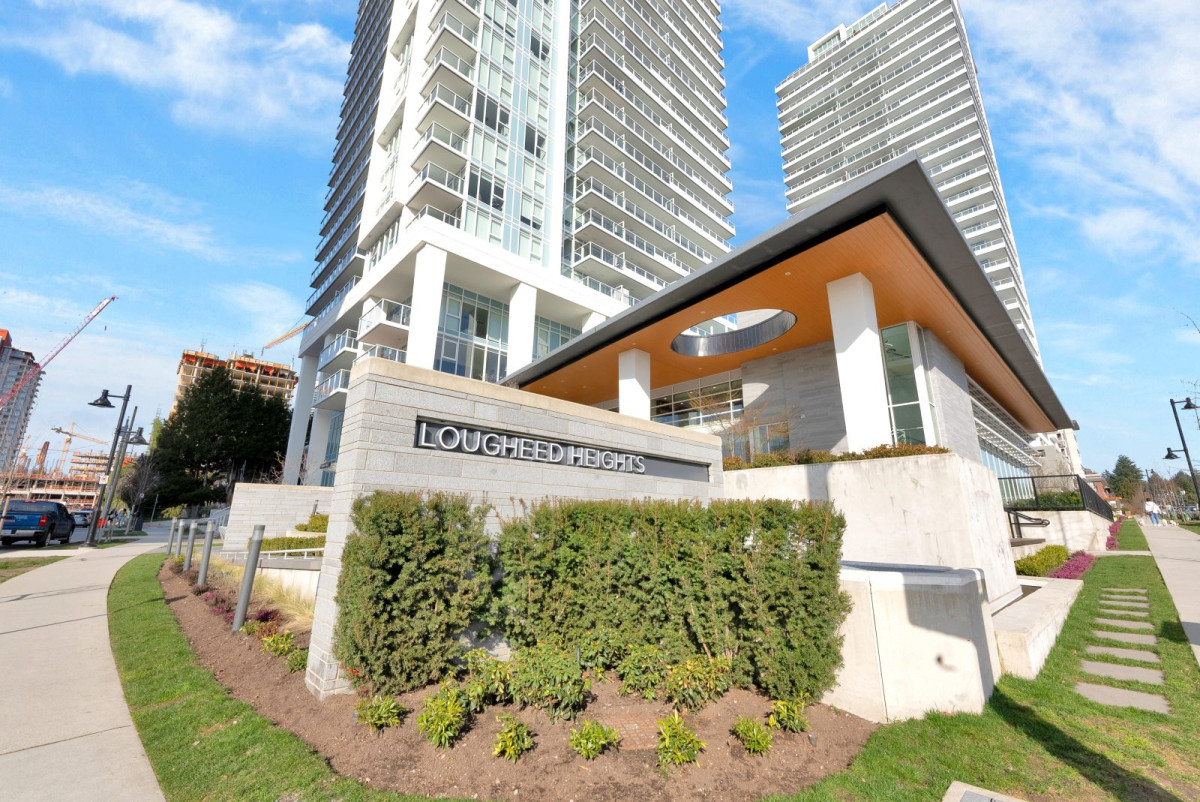 Open Concept Luxury Condo Built by Award Winning Bosa Properties | Eximus